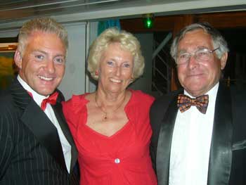 Untitled Document [www.andrewrobley.com]